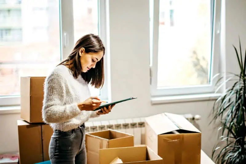 Cómo hacer un inventario eficaz de tus cosas antes de mudarte – mobbit